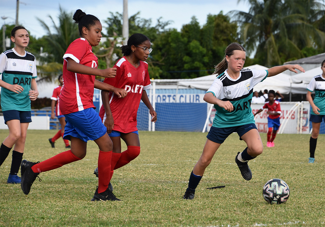 CHHS clinch Dart Under 13 Girls’ high school football title