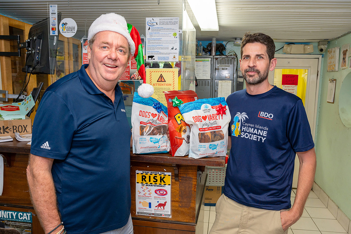 MICHAEL BINCKES OF RE/MAX CAYMAN ISLANDS LAUNCHES 12 DAYS OF CHRISTMAS ...