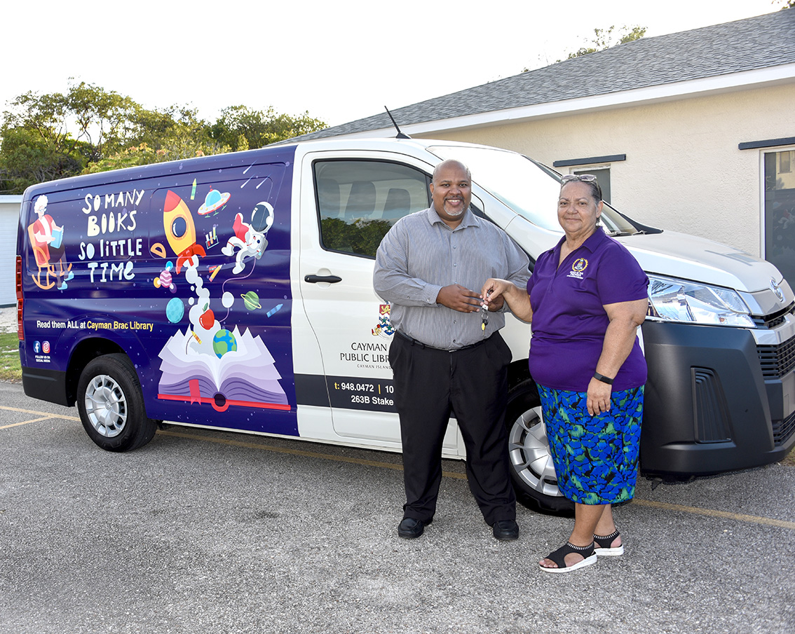 Premier Hands Over New Bookmobile to Cayman Brac Public Library